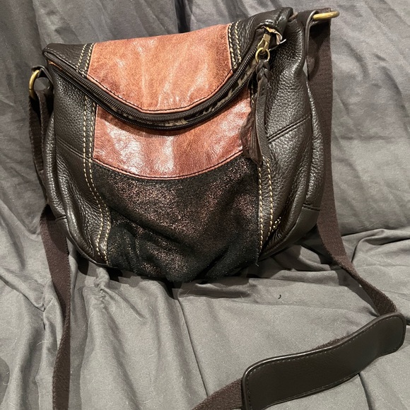 The Sak | Bags | The Sak 0 Leather Vintage Crossbody Bag | Poshmark